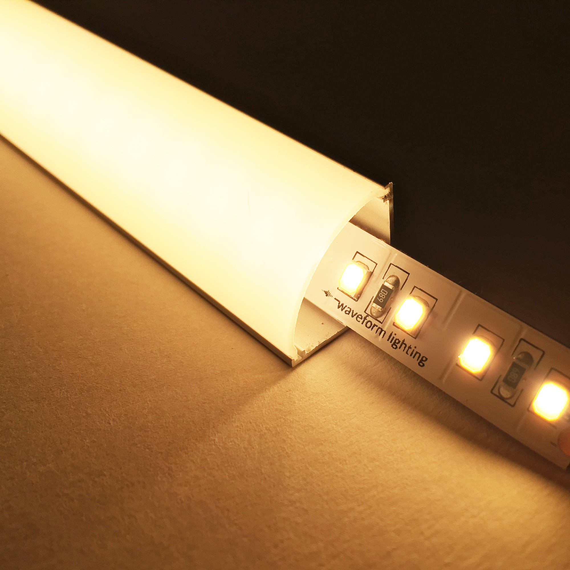 Ultra High 95 CRI LED Strip Lights For Commercial Retail Waveform Ultra High 95 CRI LED Strip Lights For Commercial Retail Waveform